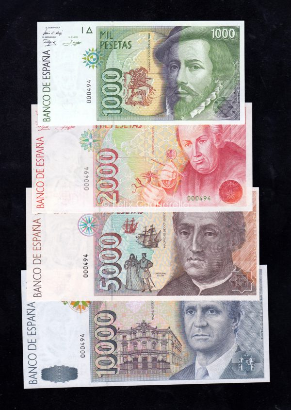 4 Billetes monarquía 1992 , con el mismo número (bajo), S/C - Felix ...